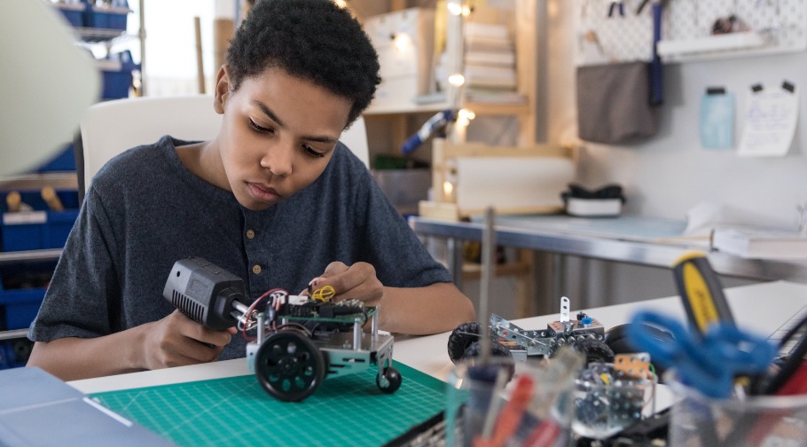 Career-Focused Project Based Learning: The Ideal Teaching Approach for ... Career-Focused Project Based Learning: The Ideal Teaching Approach for ...